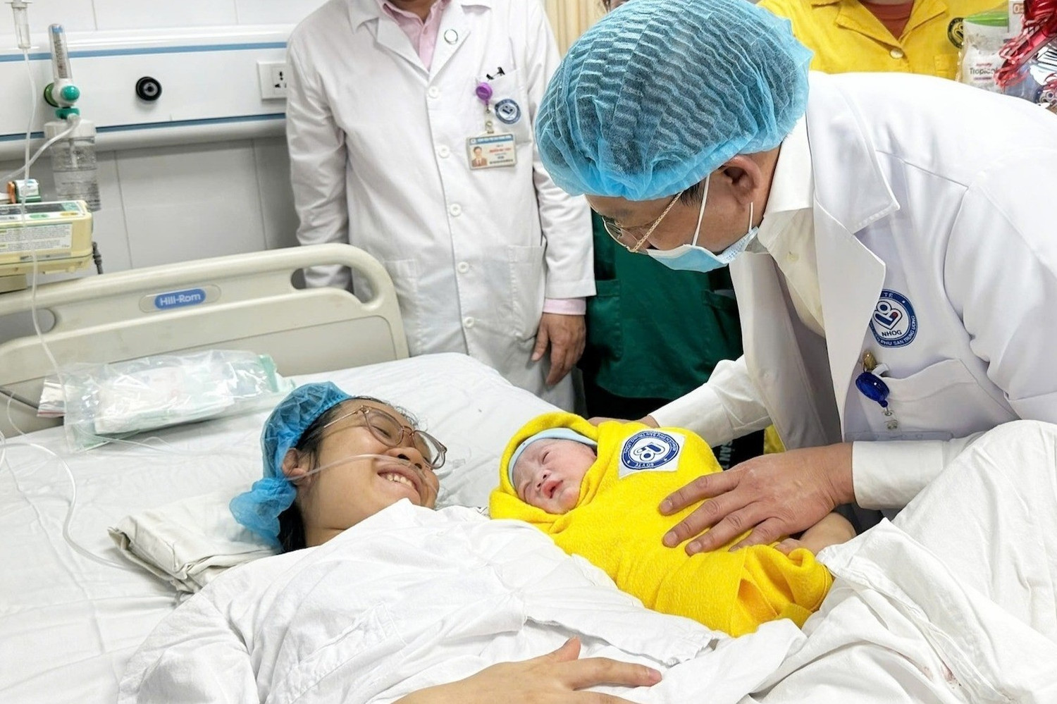 Bộ Y tế đề xuất chi 650 tỷ đồng hỗ trợ phụ nữ sinh đủ 2 con trước 35 tuổi