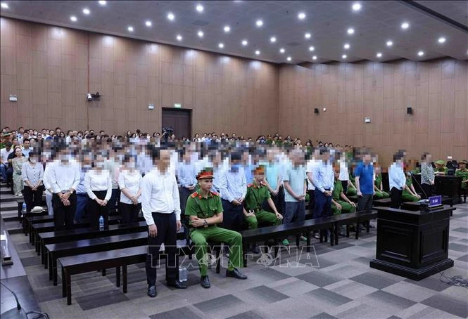 Xét xử vụ FLC: Trịnh Văn Quyết bị tuyên phạt 21 năm tù | Báo Lào Cai ...