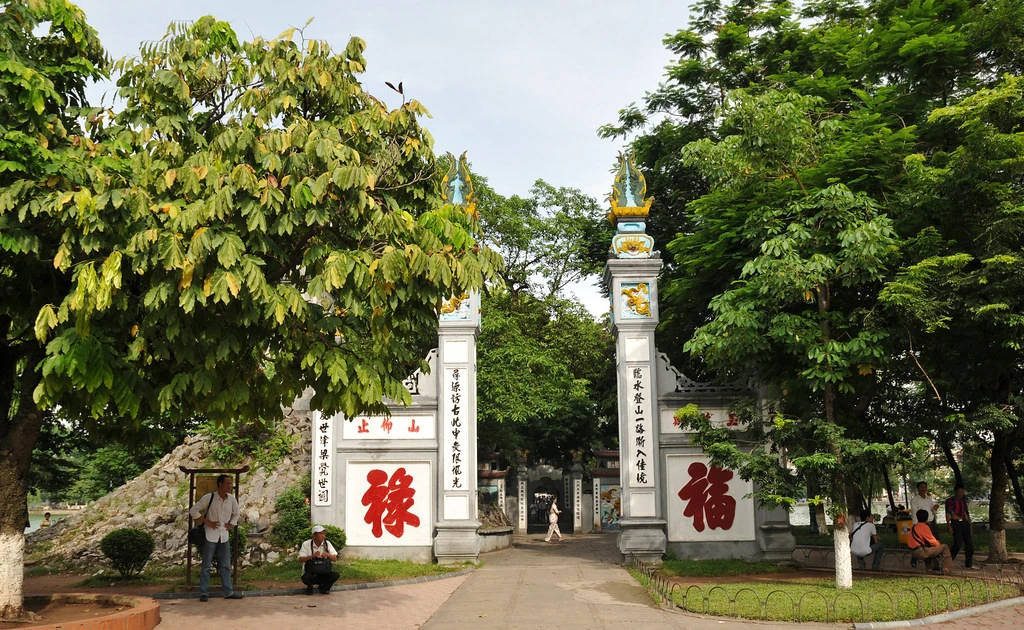 Tháp Bút - Đài Nghiên, công trình kiến trúc, văn hóa độc đáo tại Hồ ...